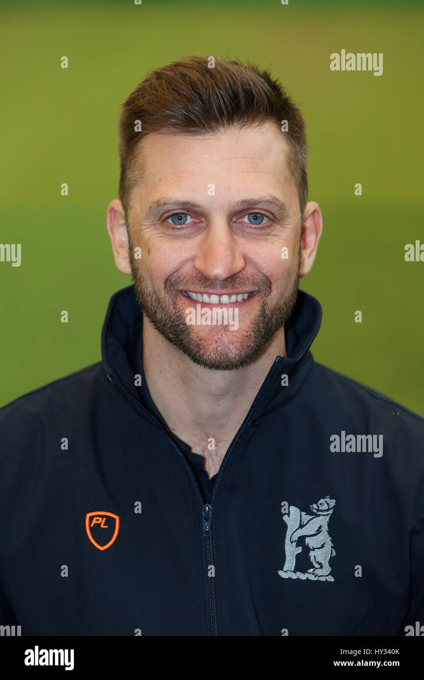 1st team coach jim troughton hi-res stock photography and images - Alamy