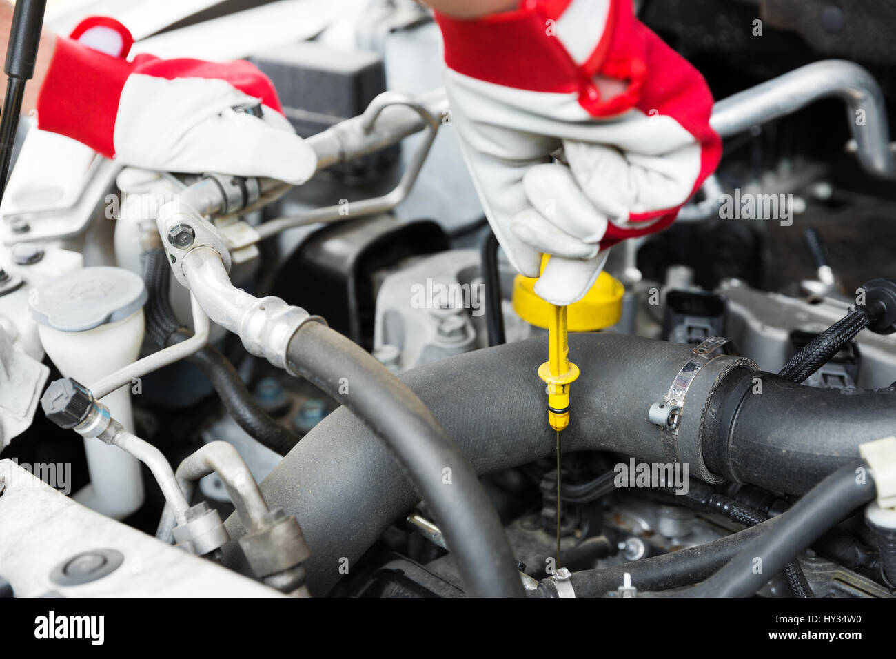 Maintenance check hi-res stock photography and images - Alamy