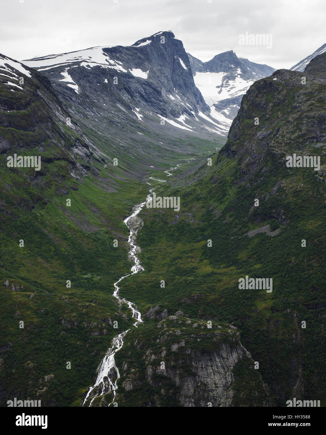Jotunheimen mountain peak hi-res stock photography and images - Alamy