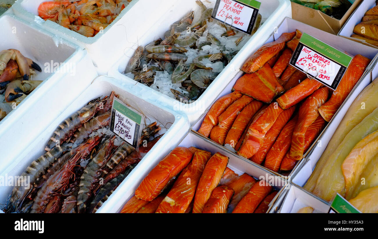 Food, Fresh, Markets, Display of seafood fish and shellfish Stock Photo ...