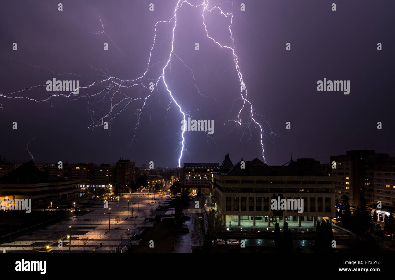 Lightning rod strike hi-res stock photography and images - Alamy
