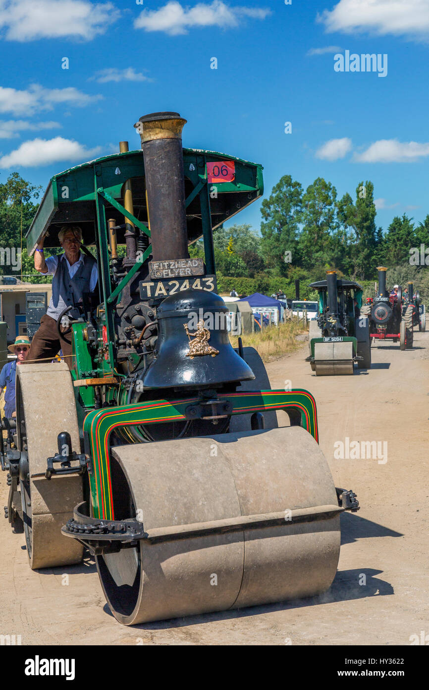 'Fitzhead Flyer' a 1921 Marshall road roller at the 2016 Norton ...