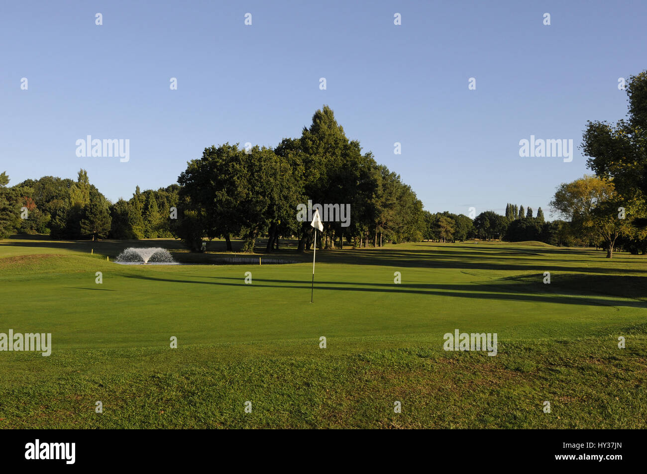 New malden golf hi-res stock photography and images - Alamy