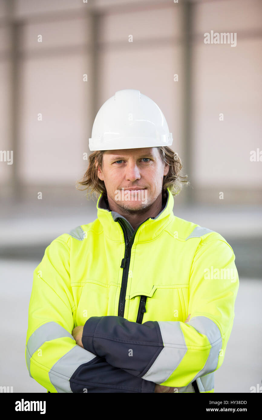 Reflective jacket hi-res stock photography and images - Alamy