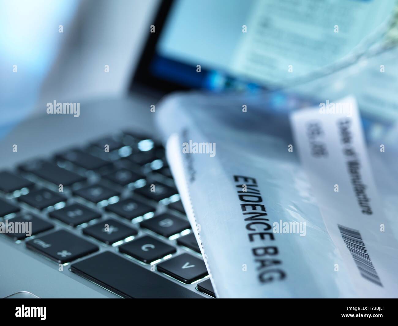 Forensic security hi-res stock photography and images - Alamy
