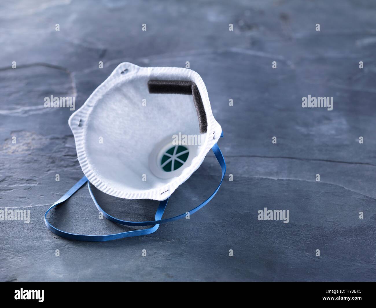 Dust mask construction hi-res stock photography and images - Alamy