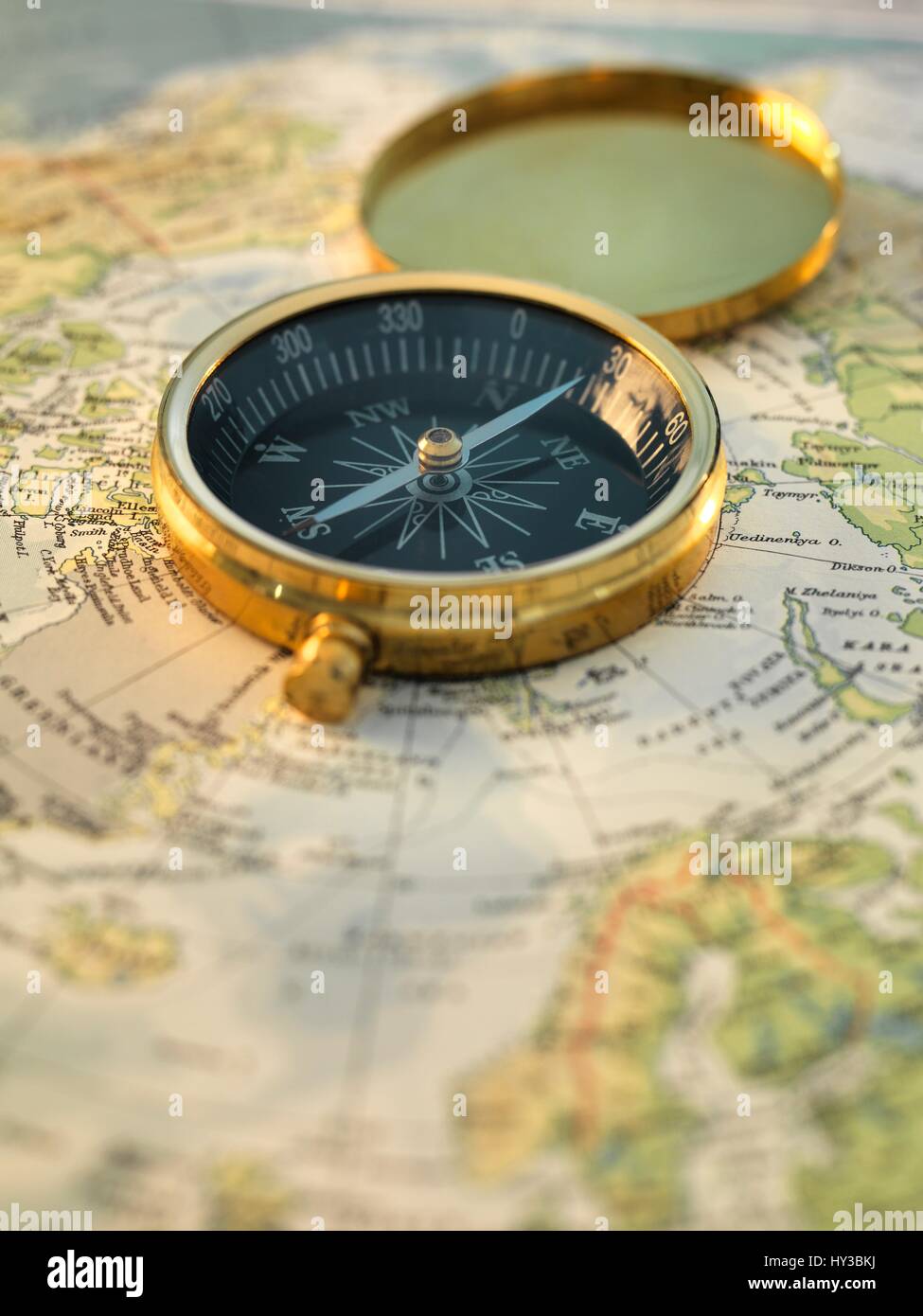 Artic map hi-res stock photography and images - Alamy