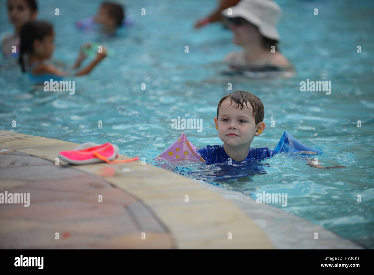Swimming for kids hi-res stock photography and images - Alamy