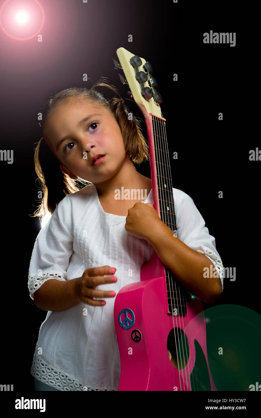 Girl singing on stage hi-res stock photography and images - Alamy