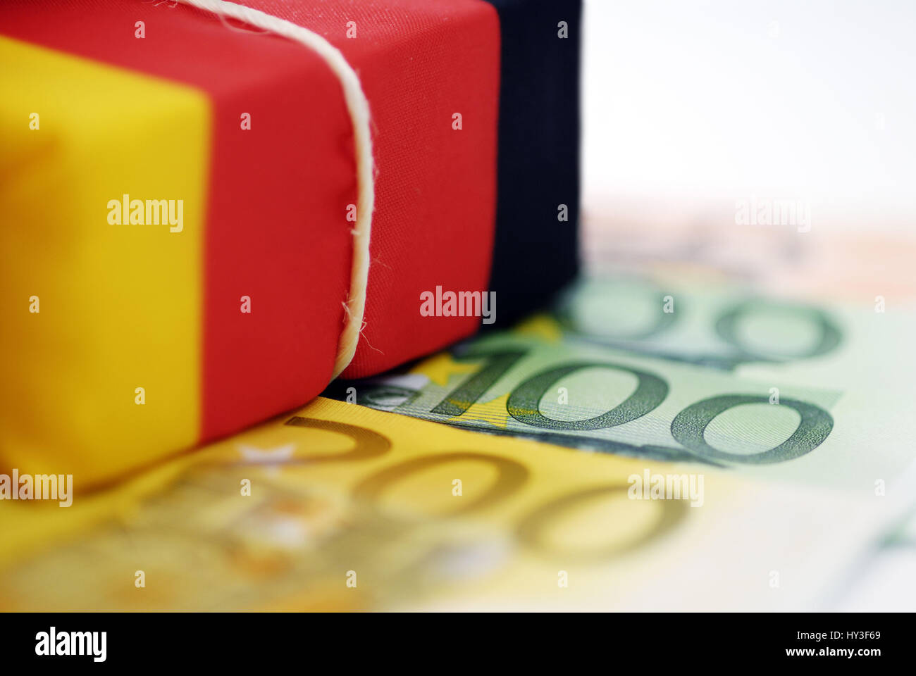 Savings package hi-res stock photography and images - Alamy