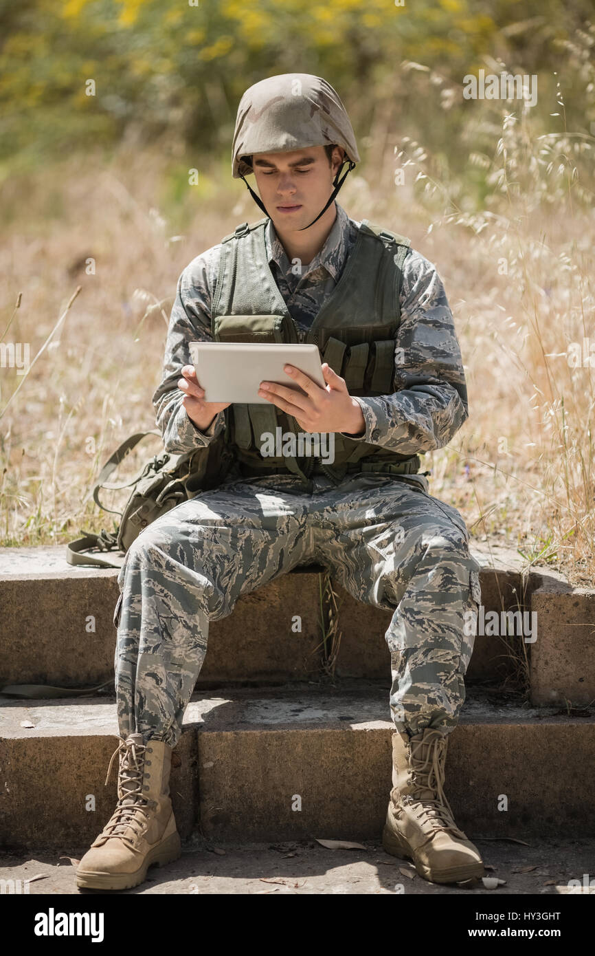 Sitting military army soldier technology communication hi-res stock ...