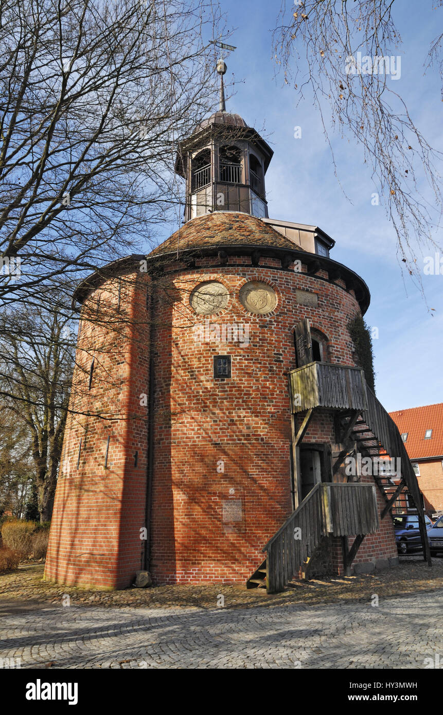 Builds with turrets hi-res stock photography and images - Alamy