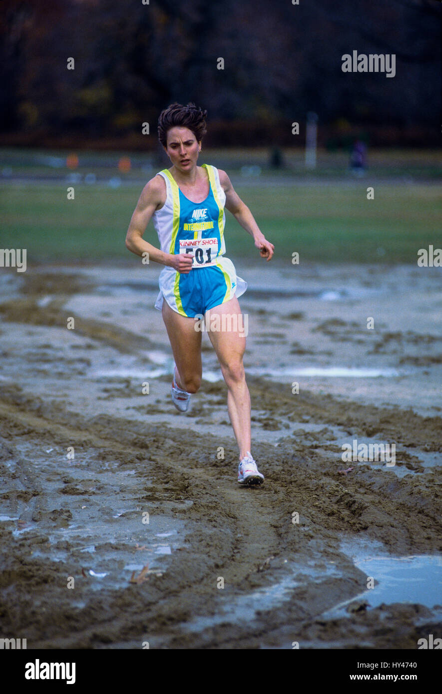 Lynn Jennings wins the 1990 TAC Cross Country Championships, Van ...