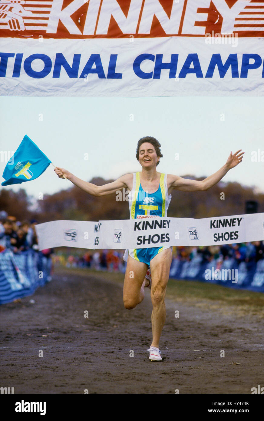 Lynn Jennings wins the 1990 TAC Cross Country Championships, Van ...