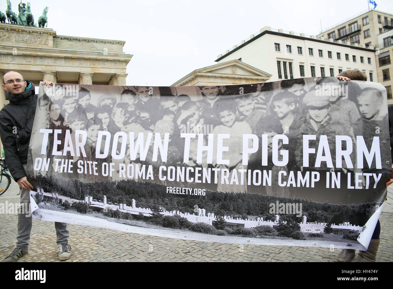 Roma gypsy ww2 hi-res stock photography and images - Alamy