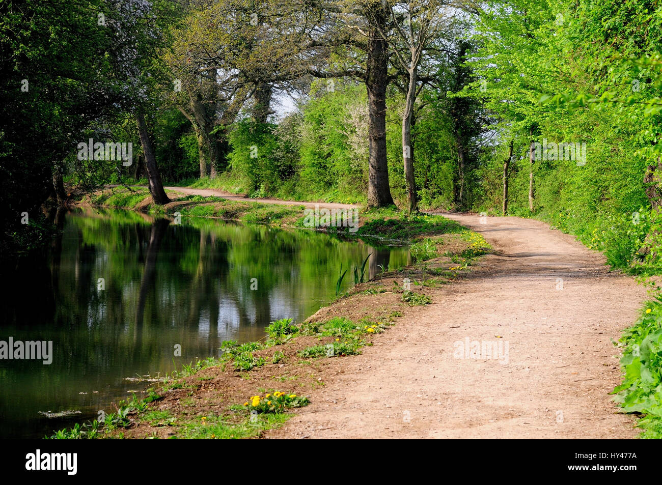 Restored towpath hi-res stock photography and images - Alamy