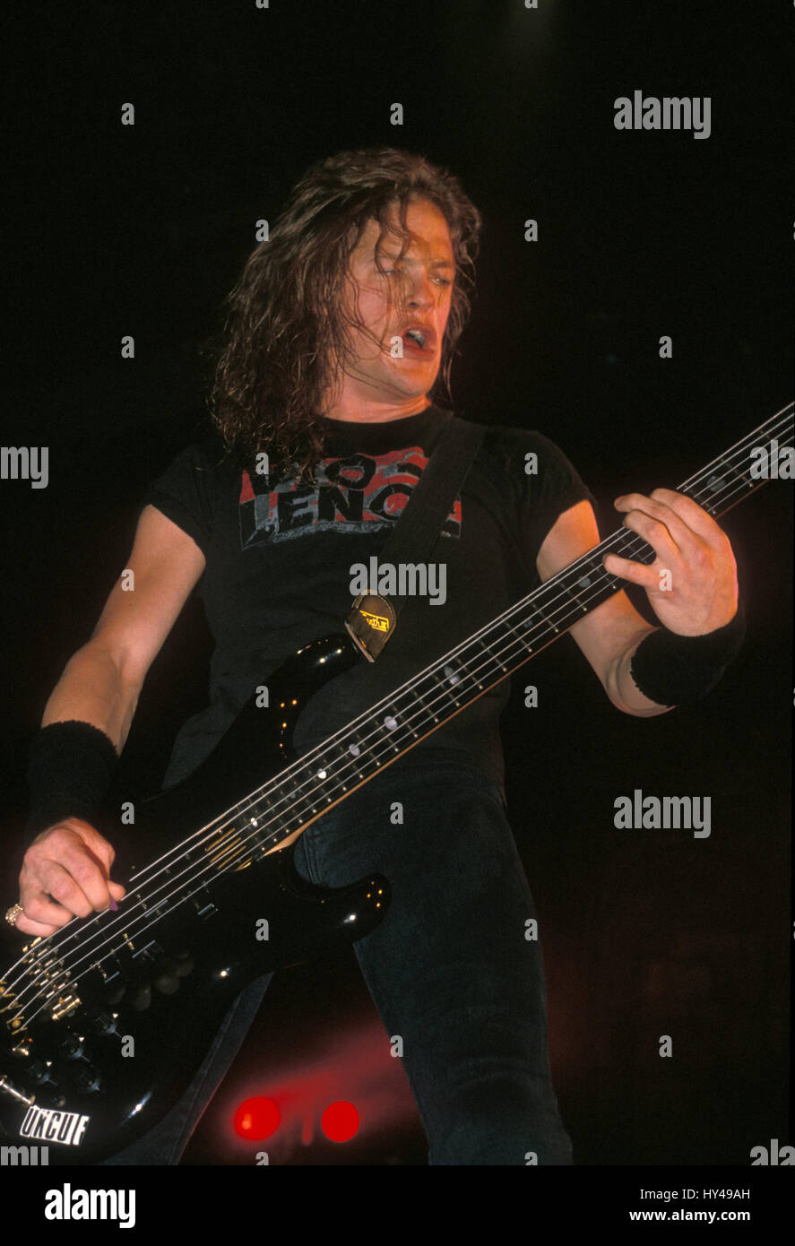 Metallica performing live at Irvne Meadows Amp. in Irvine, CA on the ...