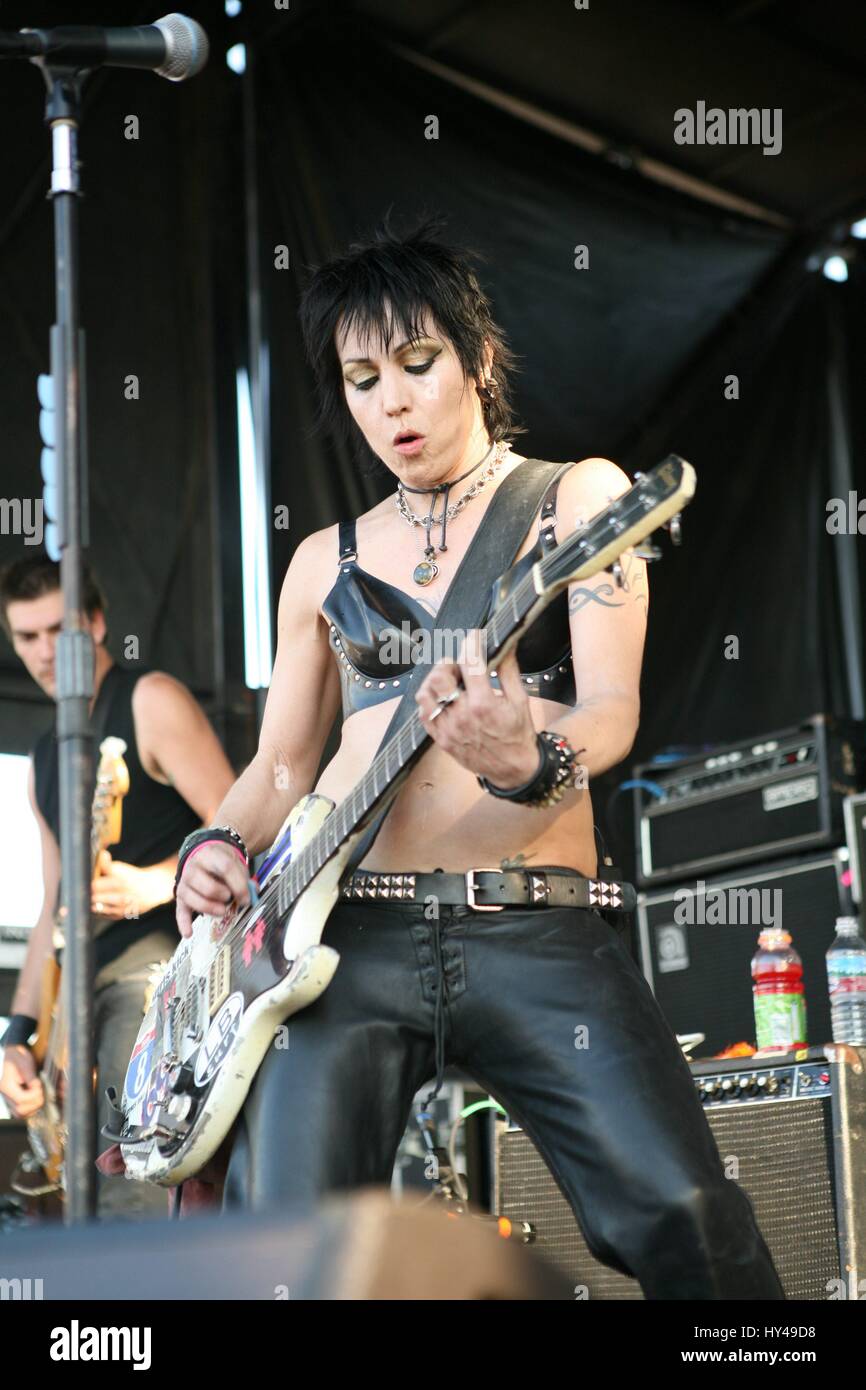 Joan jett 2006 hi-res stock photography and images - Alamy