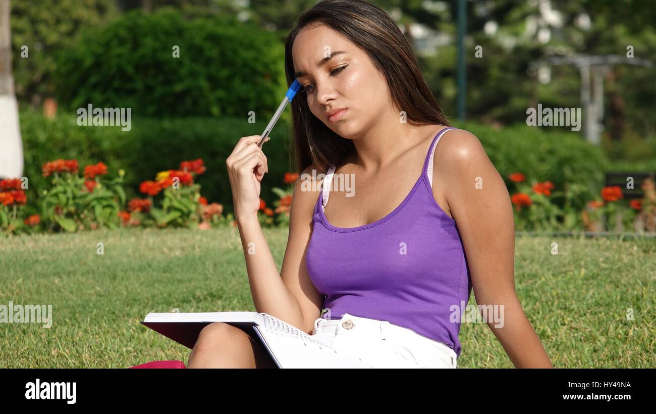 Confused student hi-res stock photography and images - Alamy
