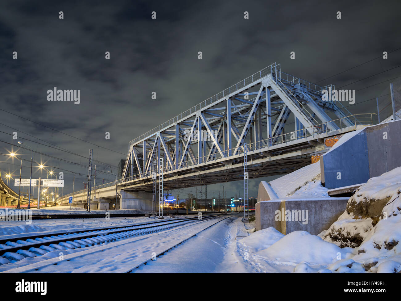 Overhead line truss hi-res stock photography and images - Alamy