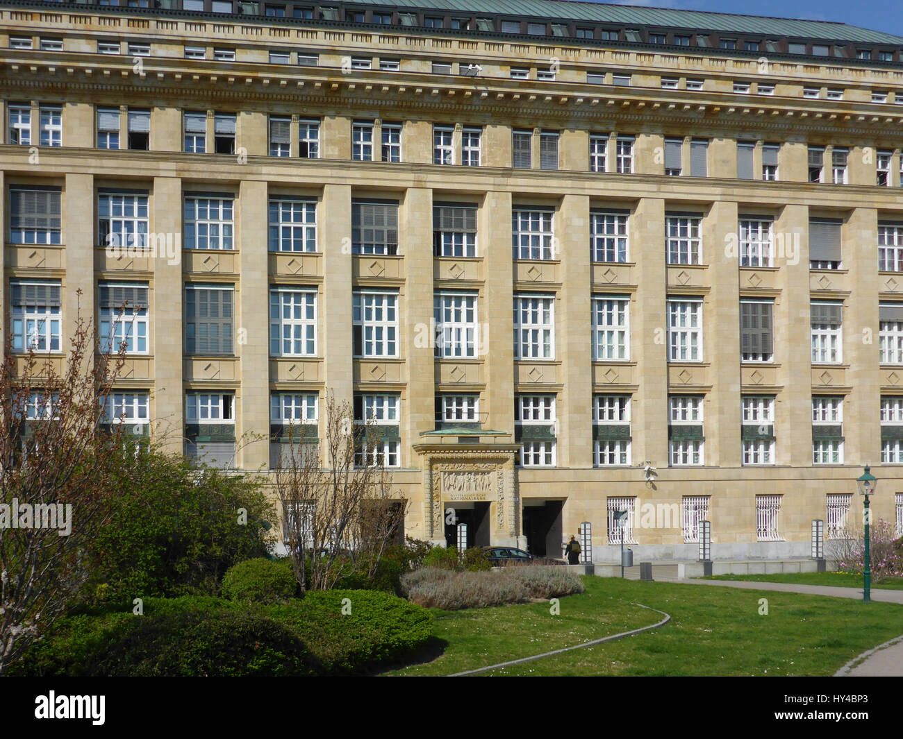 Oesterreichische Nationalbank AG (OeNB) (National Bank of Austria ...