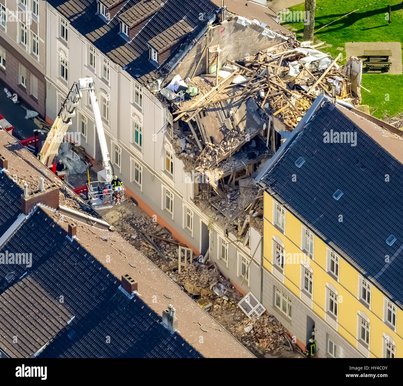 Exploded eyes hi-res stock photography and images - Alamy