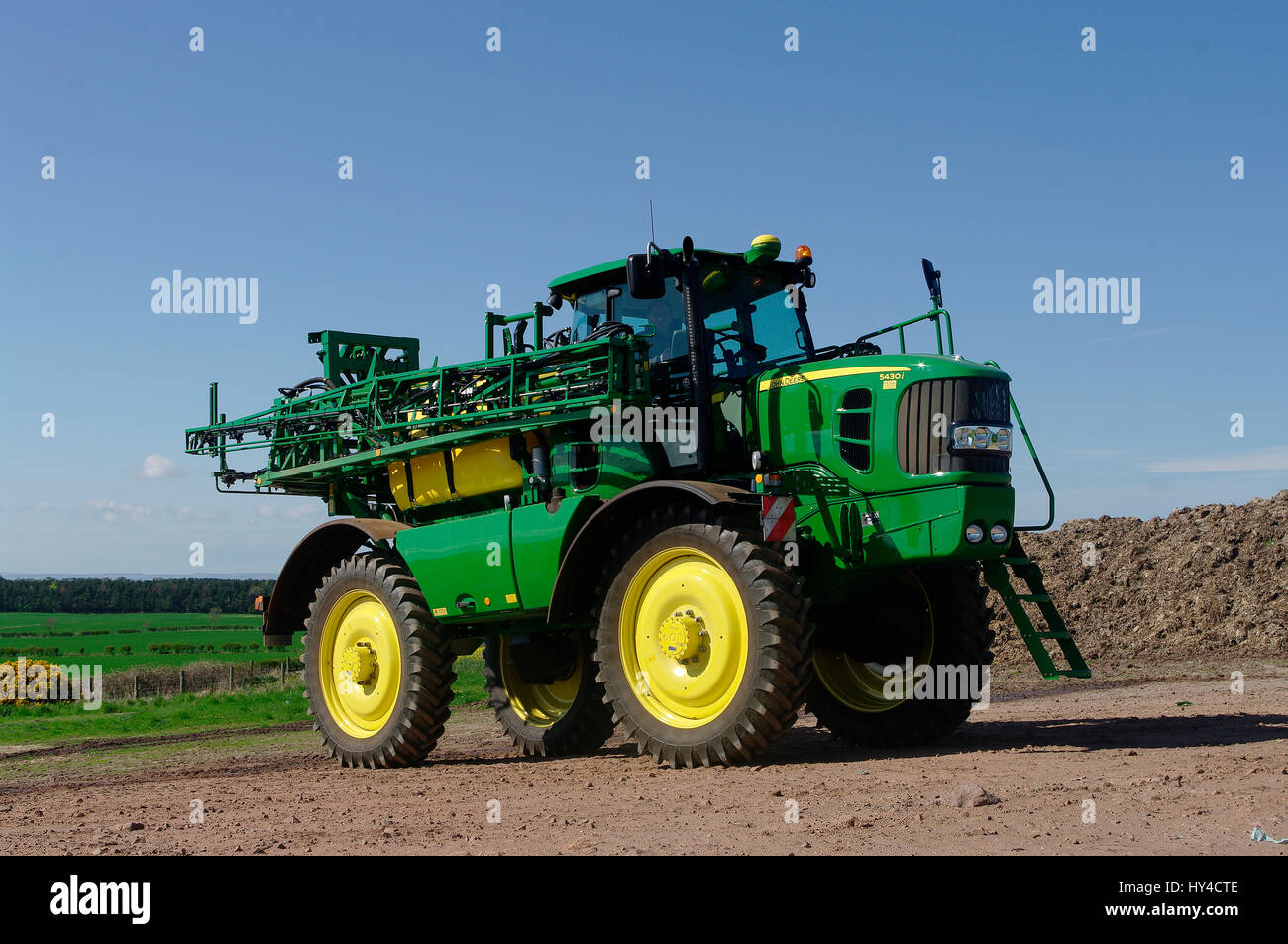 Boom sprayer hi-res stock photography and images - Alamy