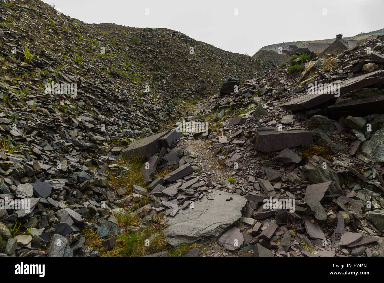 Slate tips hi-res stock photography and images - Alamy