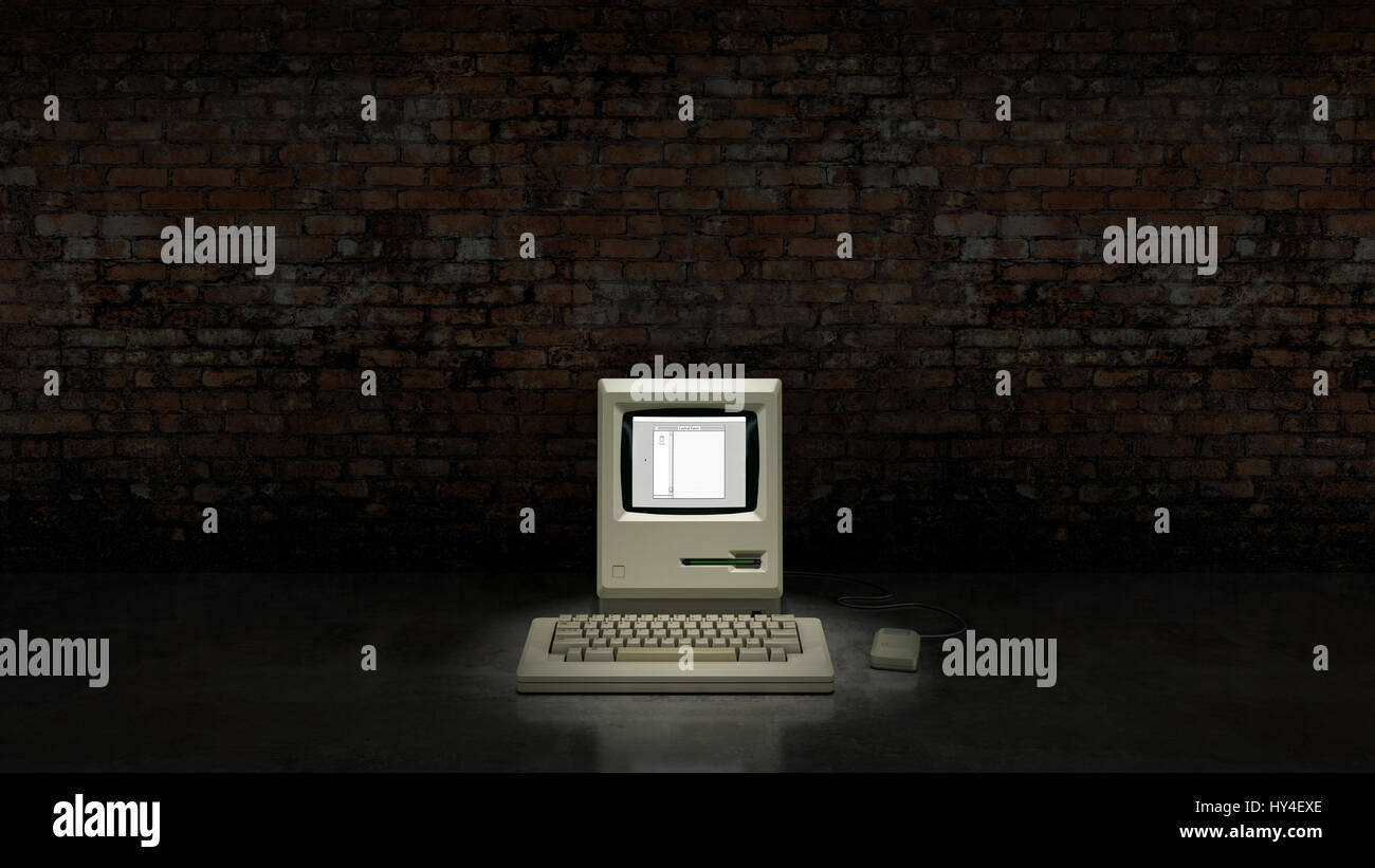 An old vintage obsolete computer Stock Photo - Alamy