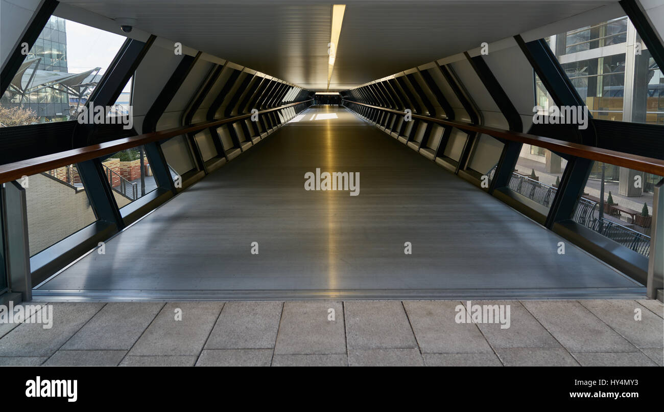 Futuristic walkway in Canary Wharf, London, England Stock Photo - Alamy
