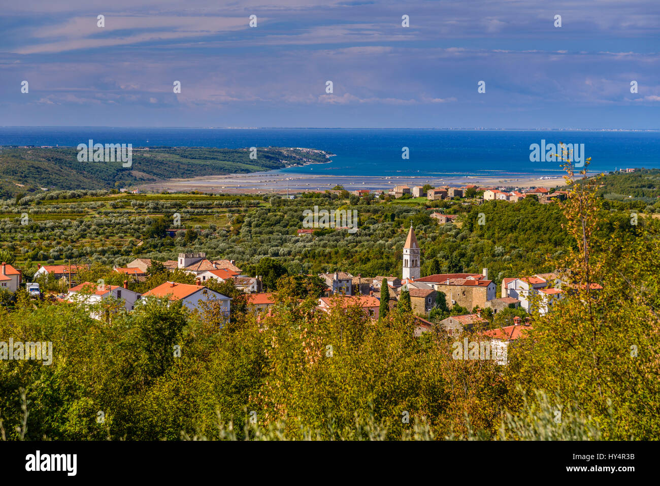 Momjan croatia hi-res stock photography and images - Alamy