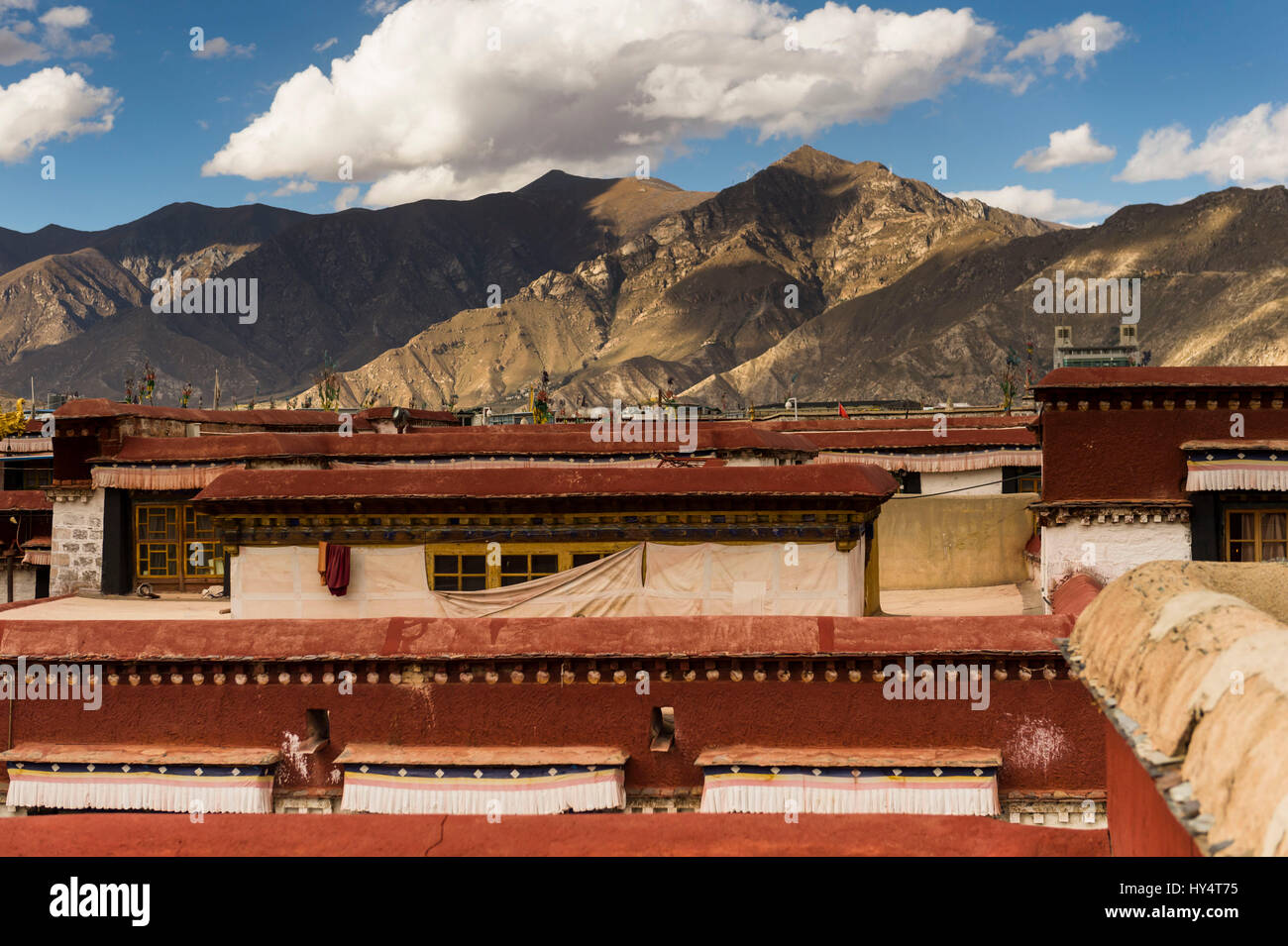 Lhasa, old town Stock Photo - Alamy