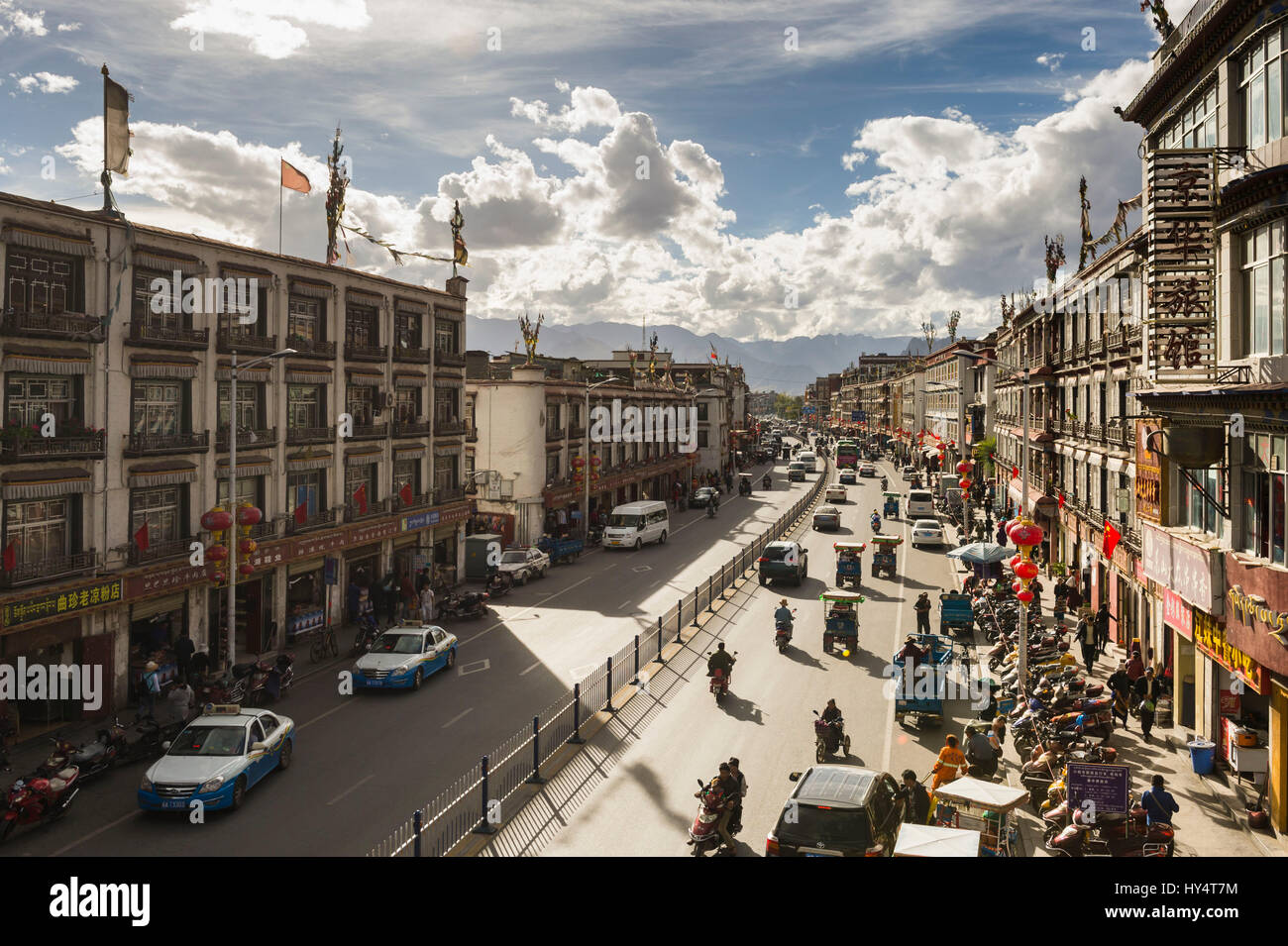 Lhasa, old town Stock Photo - Alamy