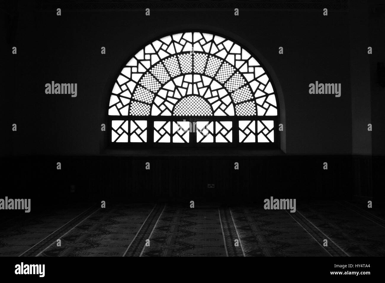 Round window in the Gaddafi Mosque in Kampala Stock Photo - Alamy