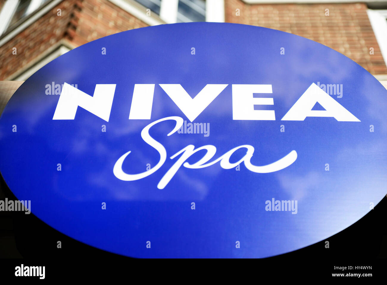 Nivea spa hi-res stock photography and images - Alamy