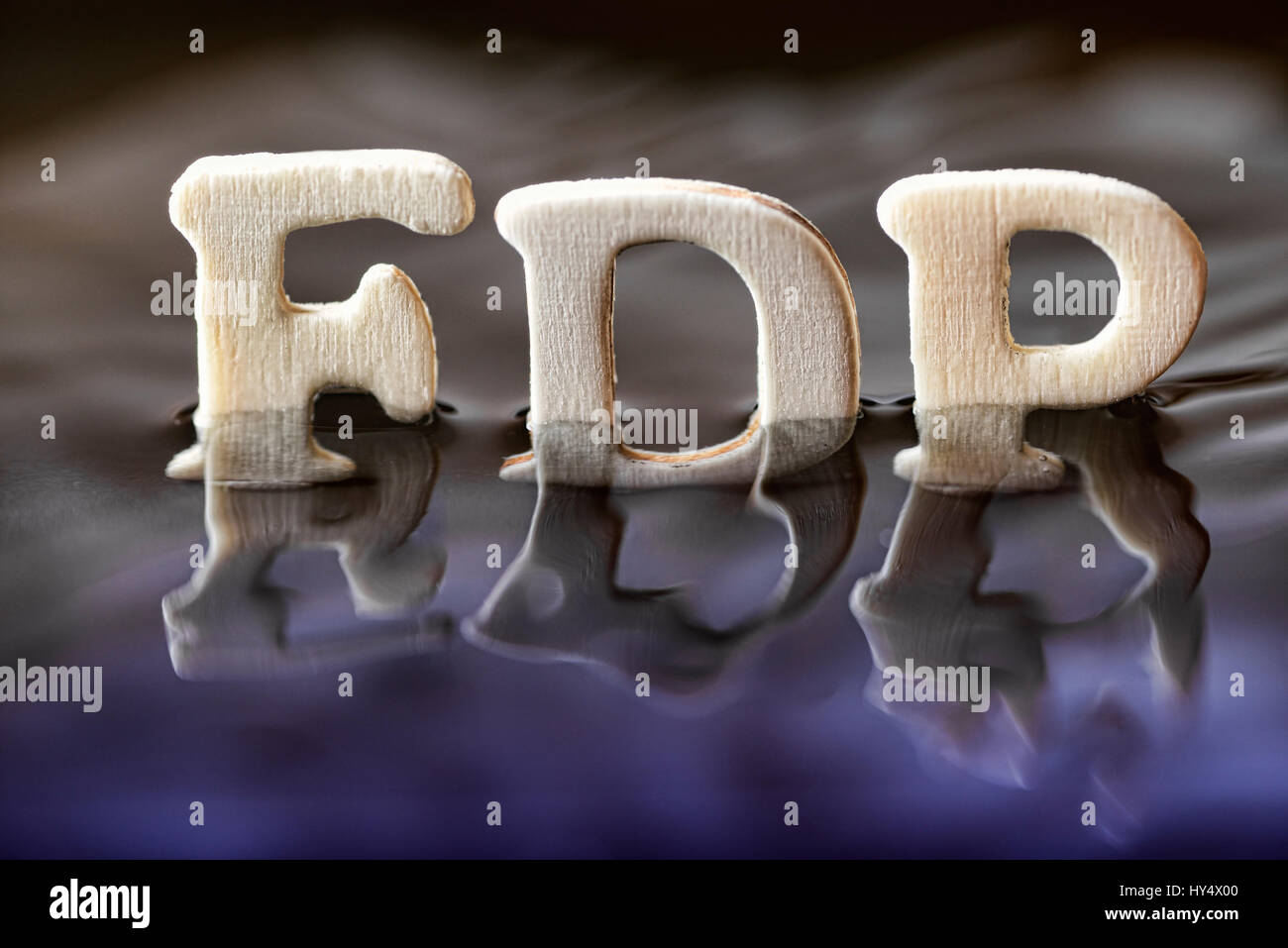 FDP stroke in the water submerged, symbolic photo crisis in the FDP ...