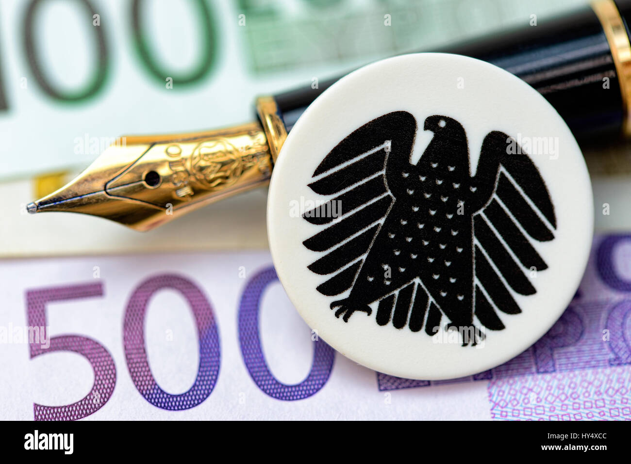 Fountain pen and German federal eagle, symbolic photo Montblanc affair ...