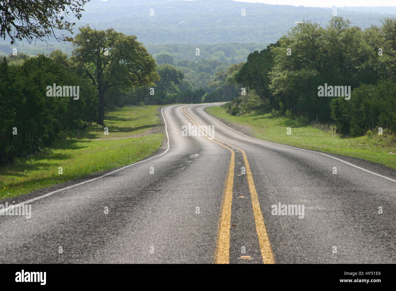 A curving highway in the Texas Hill Country Stock Photo - Alamy