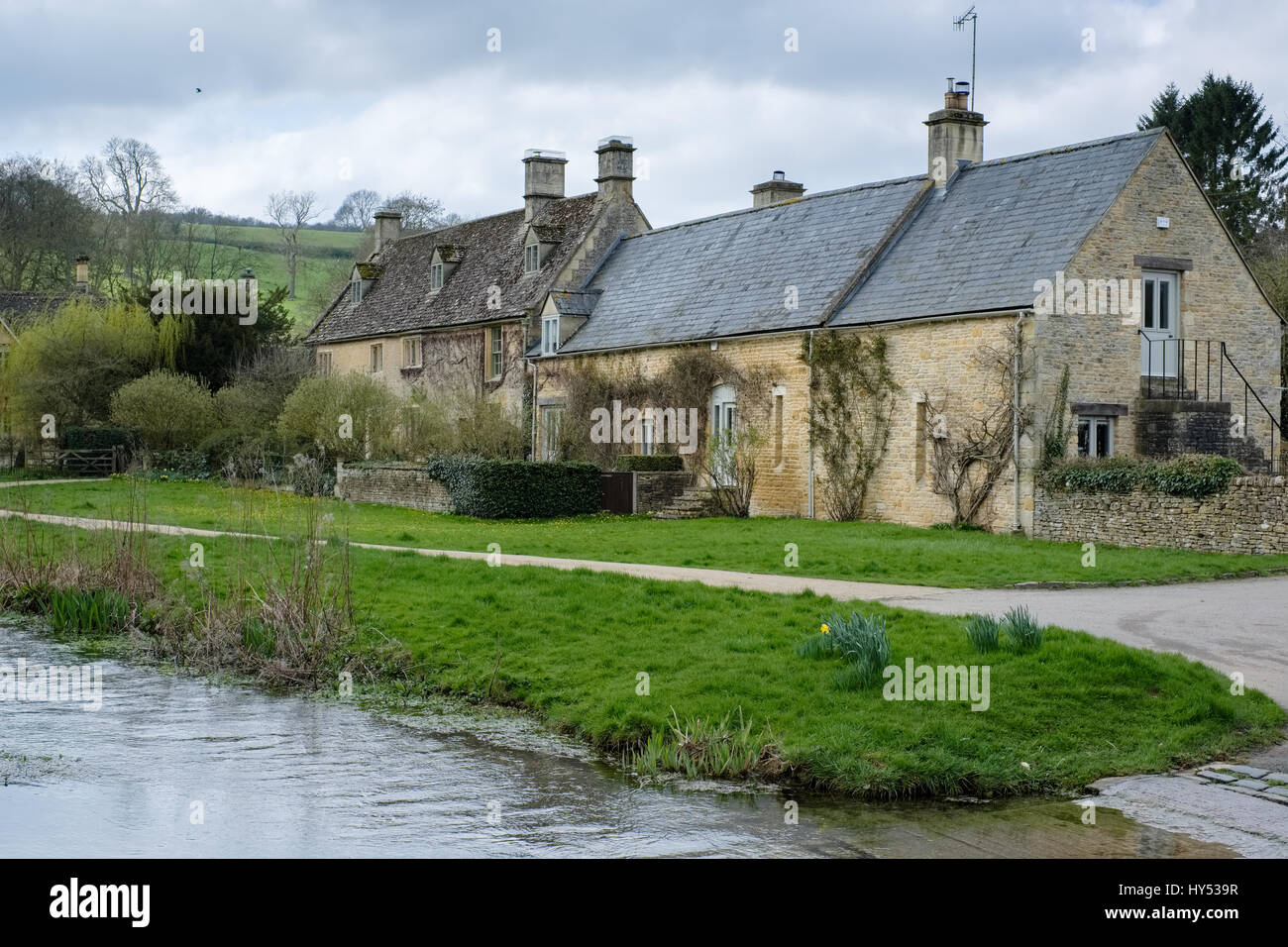 Upper slaughter village hi-res stock photography and images - Alamy