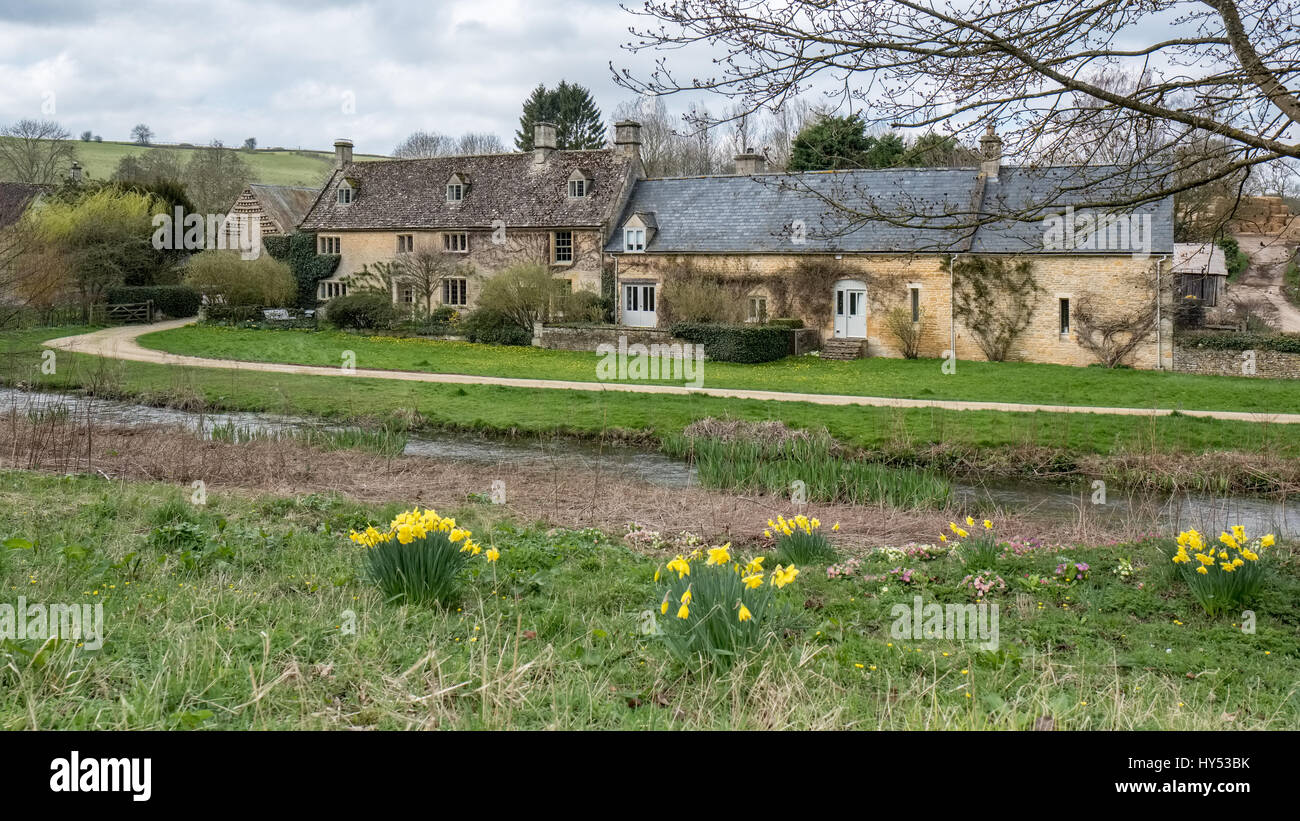 Upper slaughter village hi-res stock photography and images - Alamy