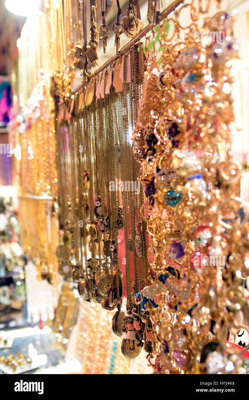 Handicraft made in Esfahan, Isfahan Grand Bazaar, Naqsh-e Jahan Square ...