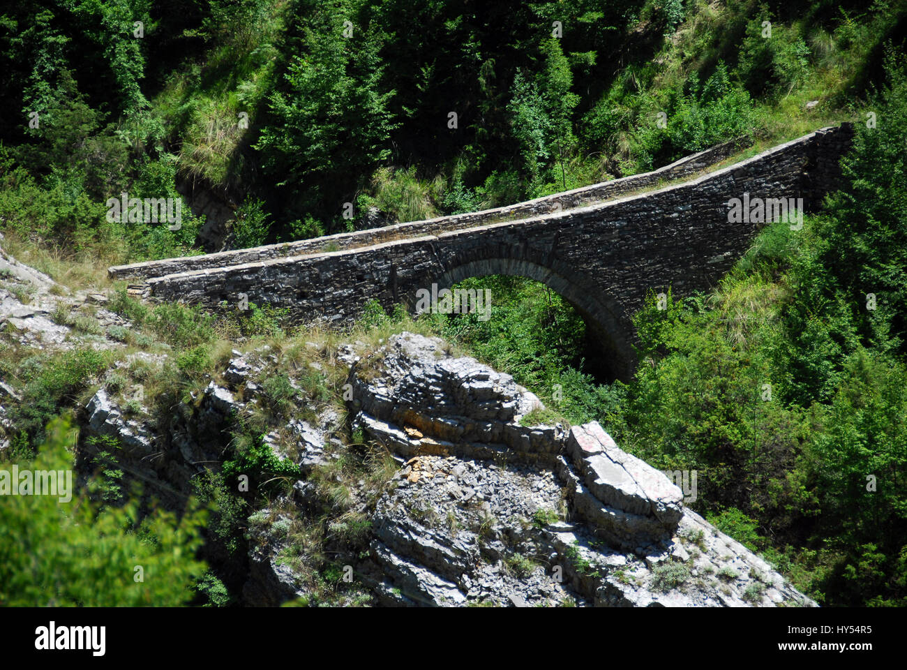 The giant stone steps of Vradeto village and the Beloi viewpoint 0f ...