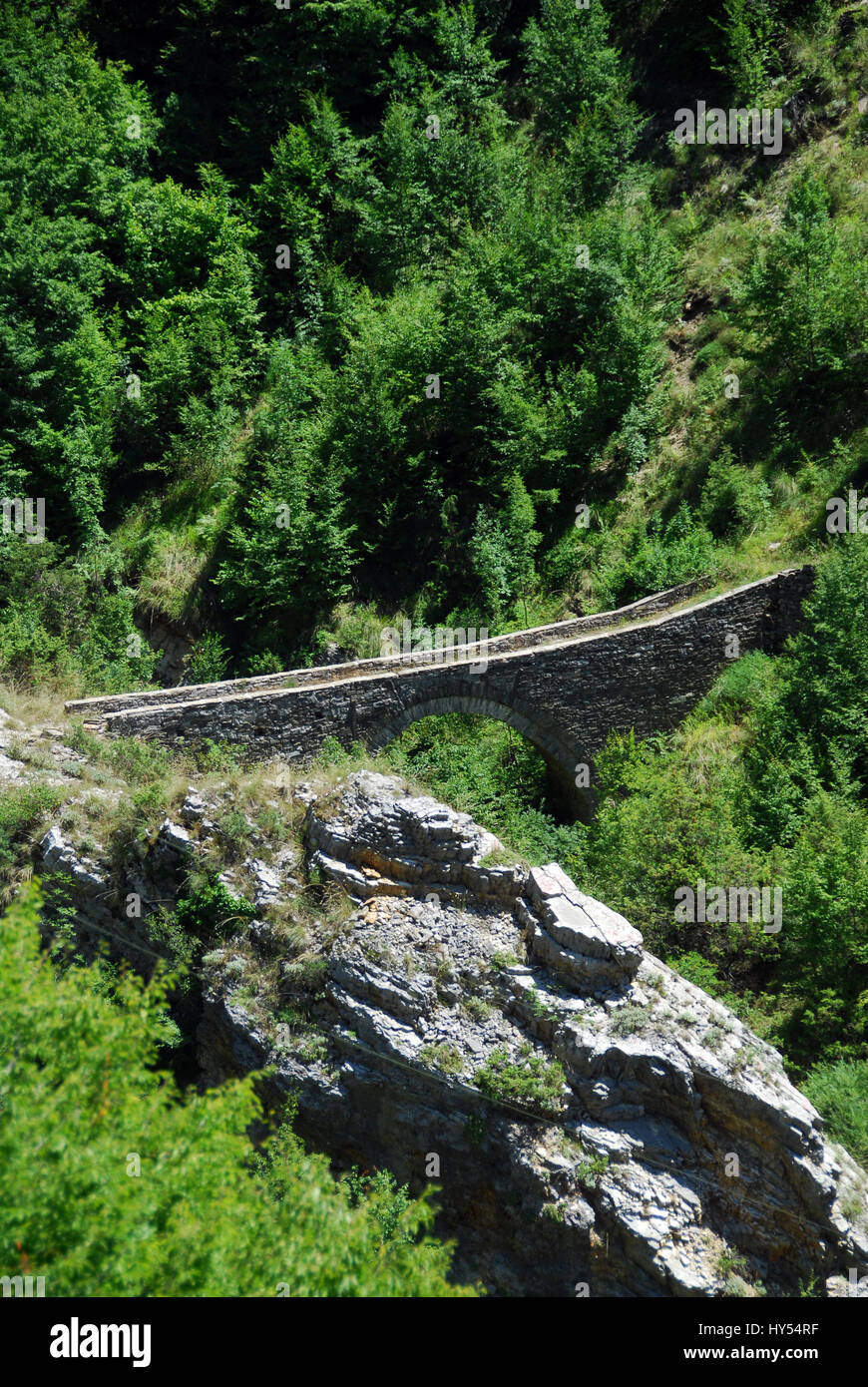 The giant stone steps of Vradeto village and the Beloi viewpoint 0f ...