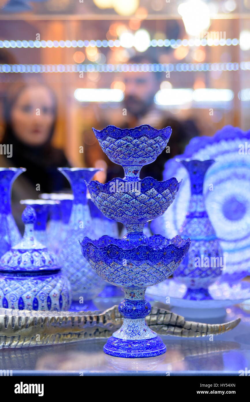 Handicraft made in esfahan isfahan hi-res stock photography and images ...