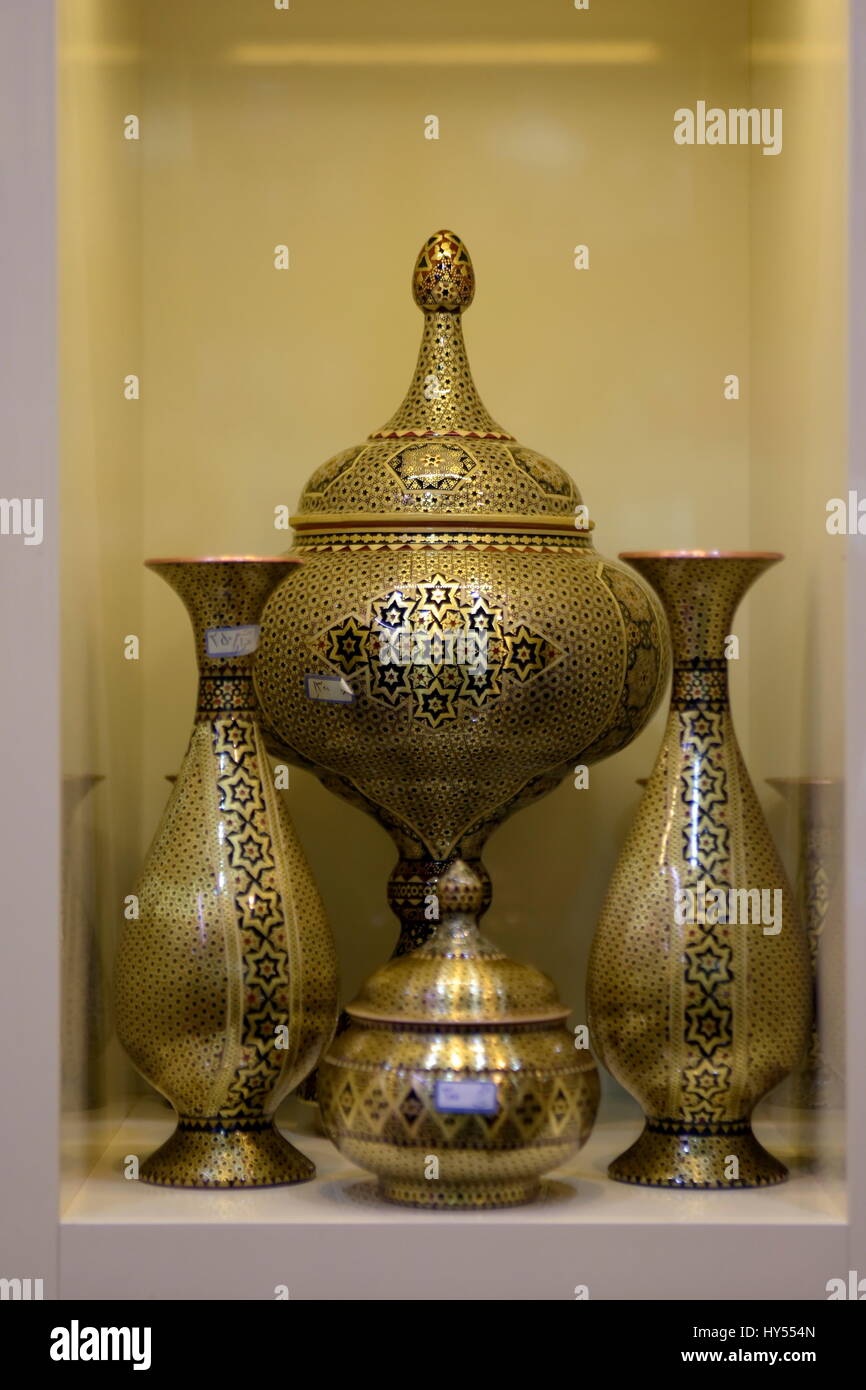 Handicraft made in esfahan isfahan hi-res stock photography and images ...