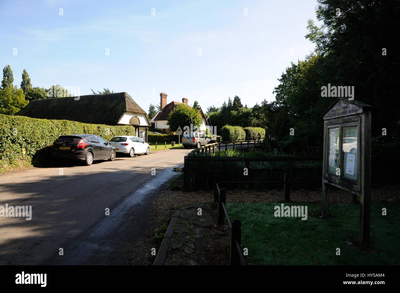 Towards village hi-res stock photography and images - Alamy