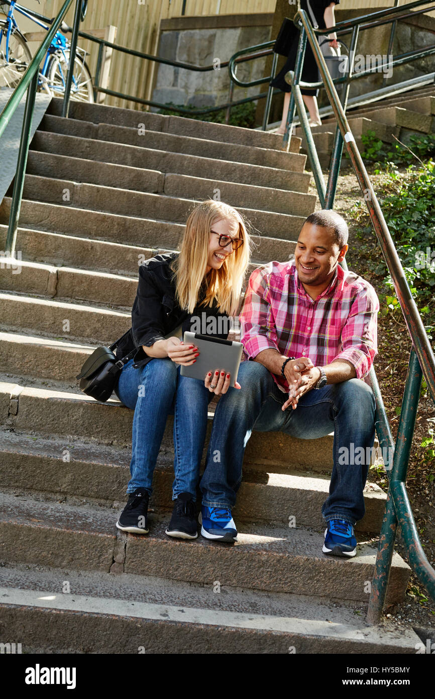 Hold side by side hi-res stock photography and images - Alamy