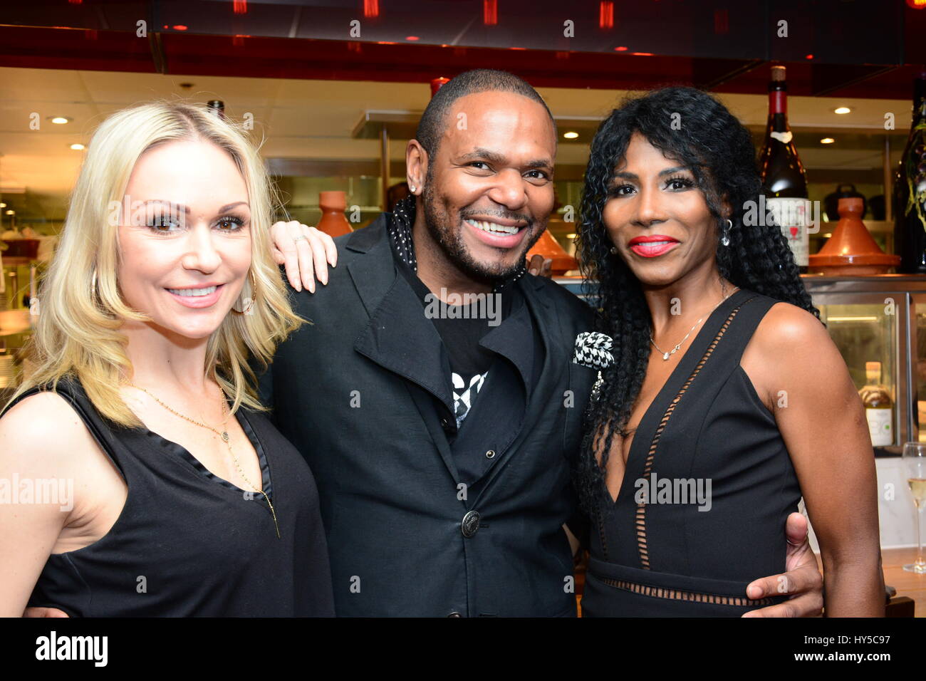 Beth Jones hosts an intimate VIP dinner with a group of celebrity ...