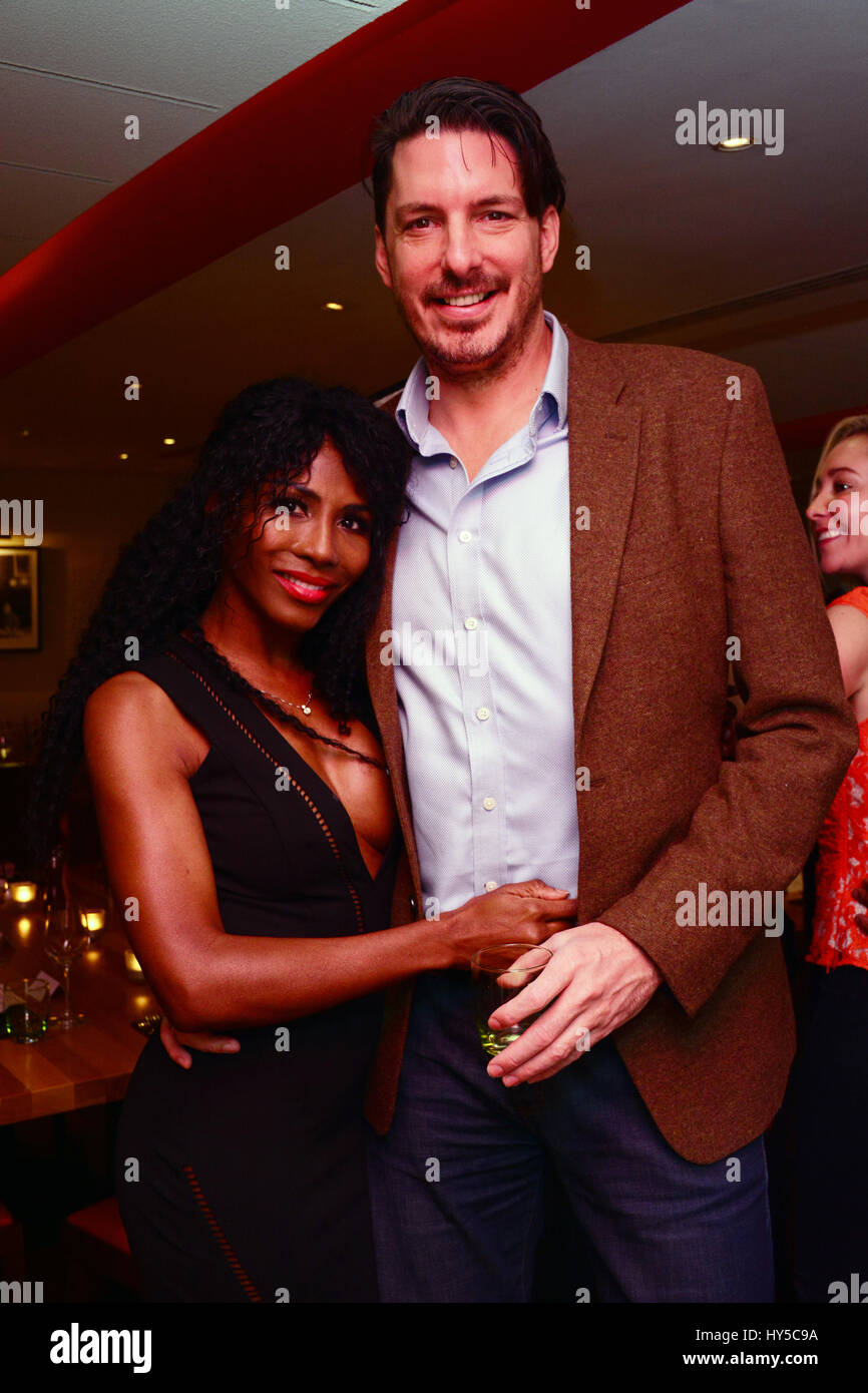 Beth Jones hosts an intimate VIP dinner with a group of celebrity ...