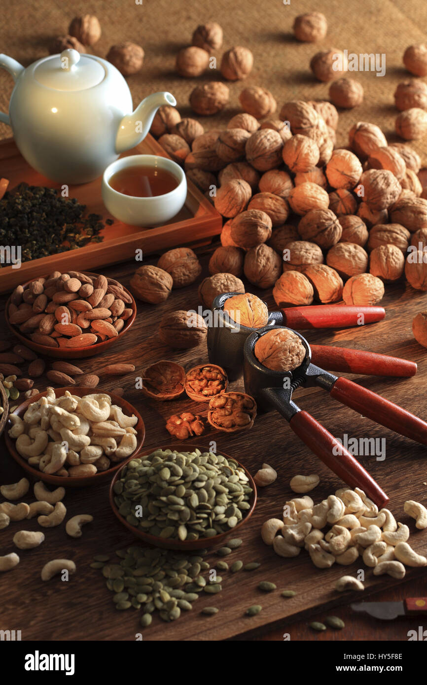 The nutcracker chinese hi-res stock photography and images - Alamy